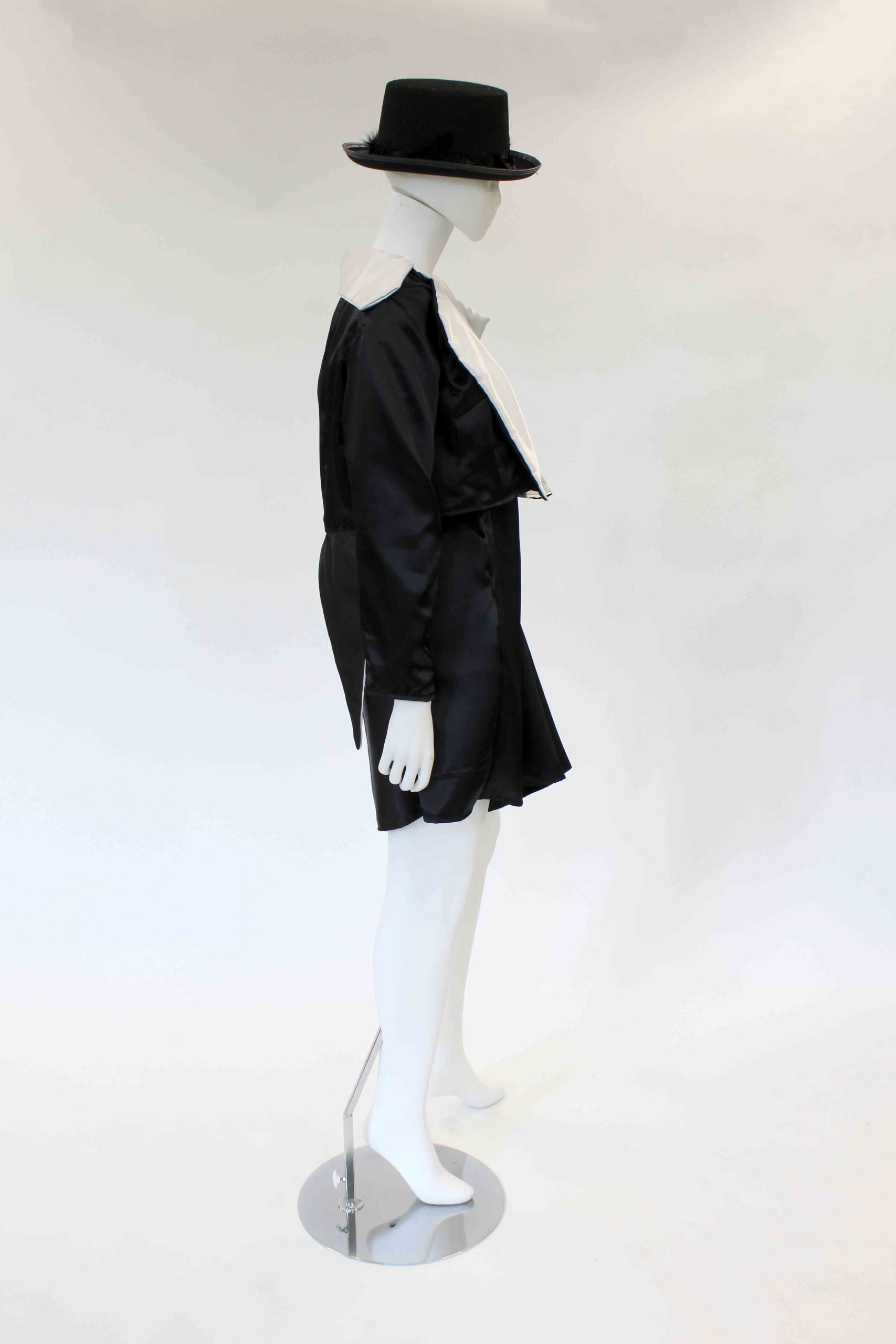 TAM 2280: Designing with Ginger // Missouri Historic Costume and ...
