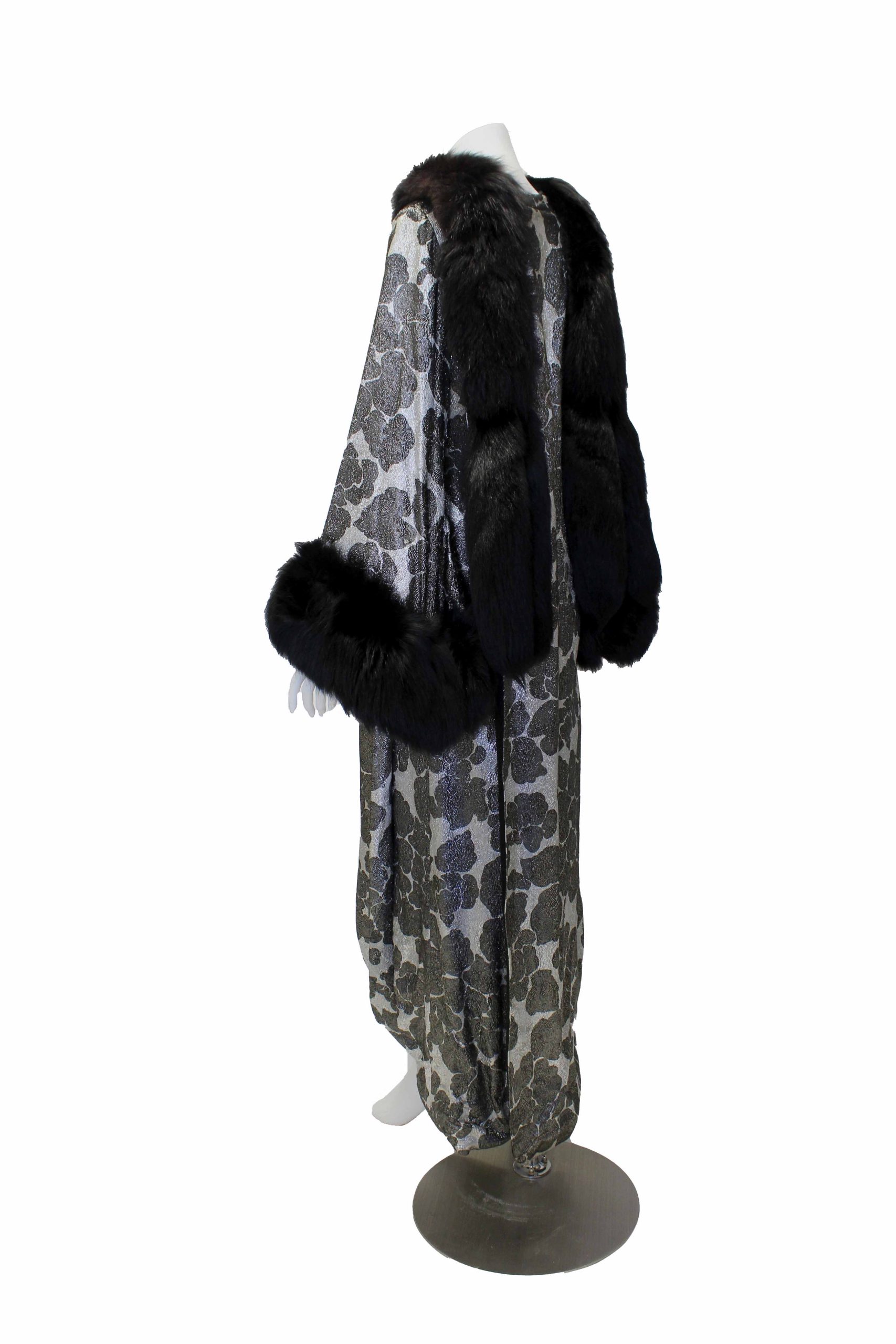 DRESSED TO IMPRESS: COSTUME // Missouri Historic Costume and Textile ...